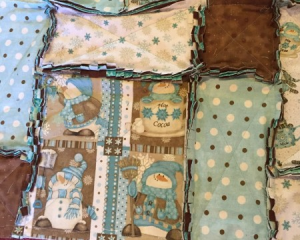 Polka Dot Snowman Rag Quilt For A Lot Of Snuggle - Quilting Cubby