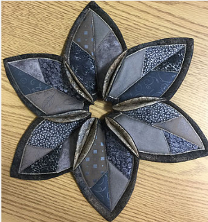 Fold And Stitch Leaf Topper – 5 Combinations – Quilting Cubby