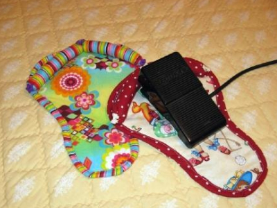 Make This Easy Non Slip Sewing Machine Foot Pedal Pad And Rest Easy ...
