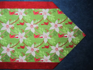 Ten Minute Table Runner Perfect For A Last Minute Gift - Quilting Cubby