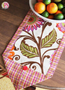 Ten Minute Table Runner Perfect For A Last Minute Gift - Quilting Cubby