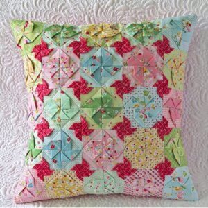 3D Pinwheels Add Design To Any Quilt Project - Quilting Cubby